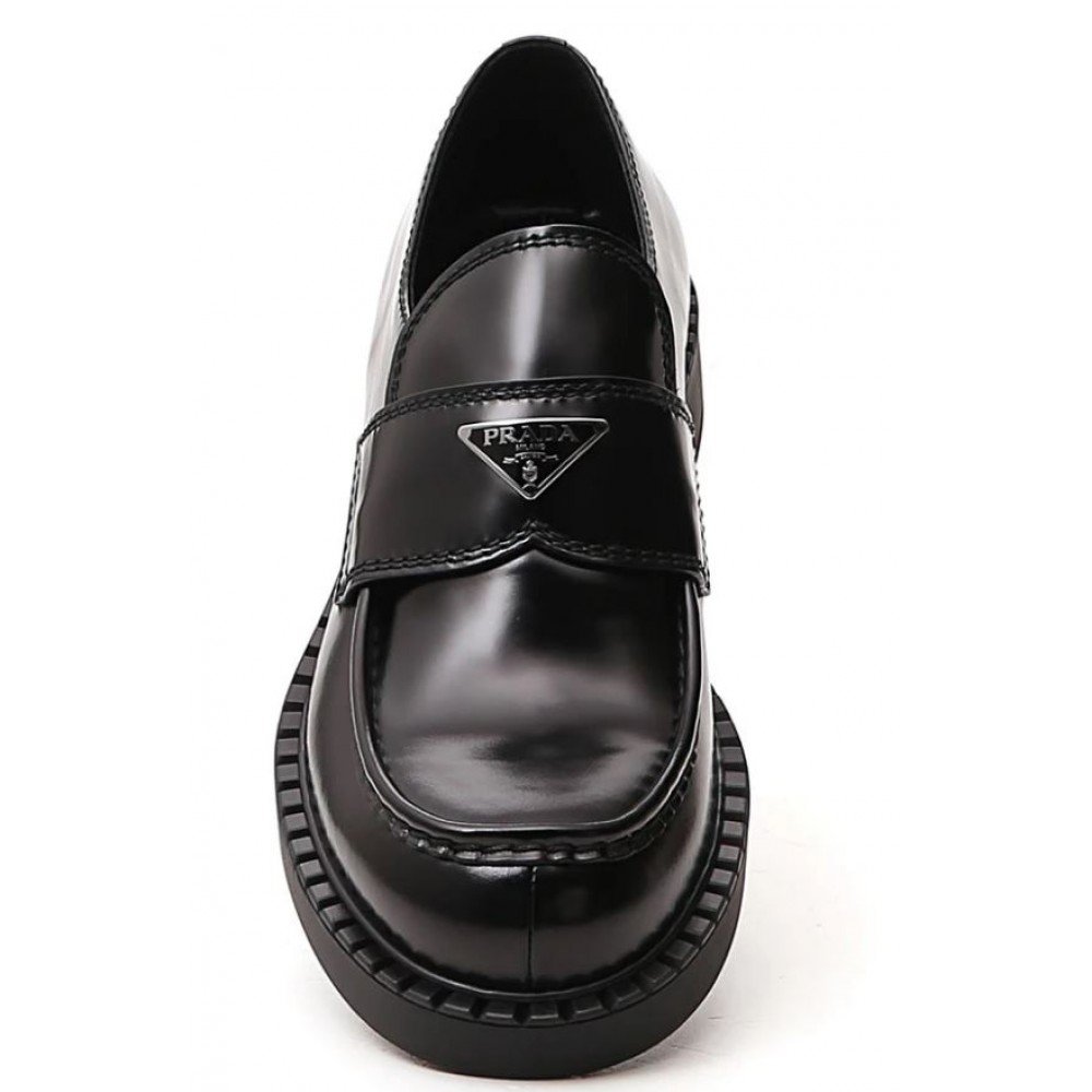 Haine si Incaltaminte PRADA - Capodopera12